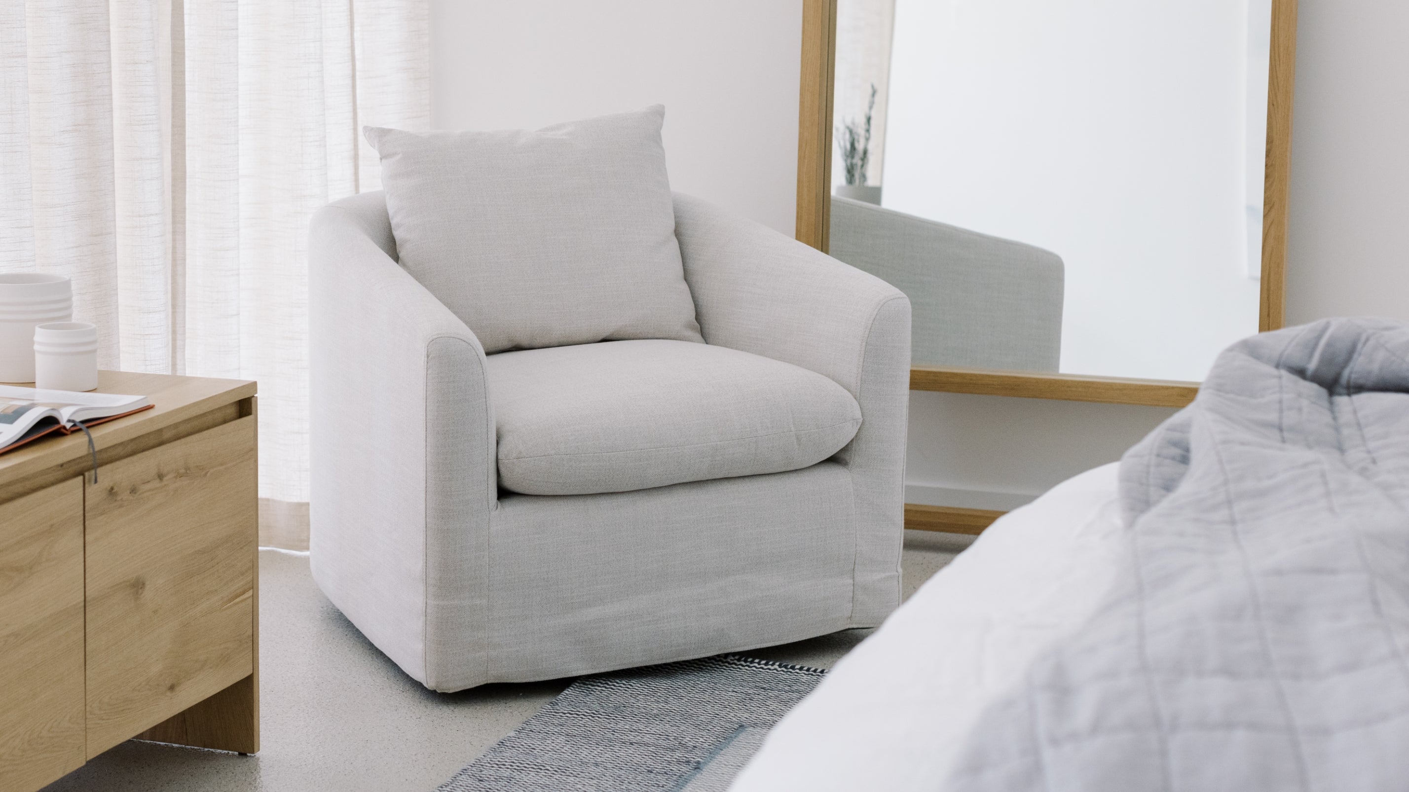 Sink In Swivel Lounge Chair, Pearl - Sundays Company Canada